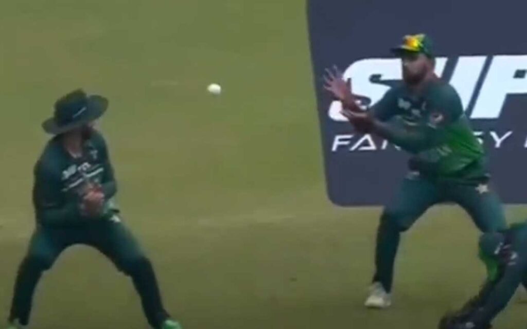 Watch : සියල්ලන් සිනහ ගැන් වූ පාකිස්තානයේ උඩ පන්දු ගිලිහී යාම – Hitwicket